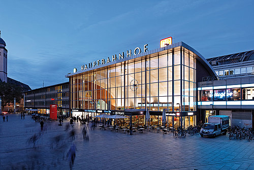 Cologne Train Station - steel systems references: Jansen