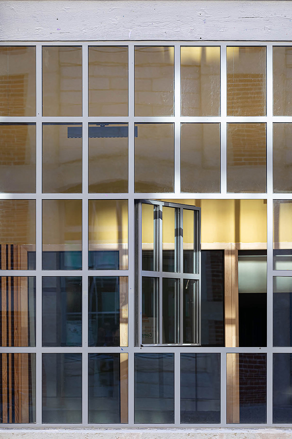 Former armoury, FR-St.Etienne - References steel systems: Jansen Group
