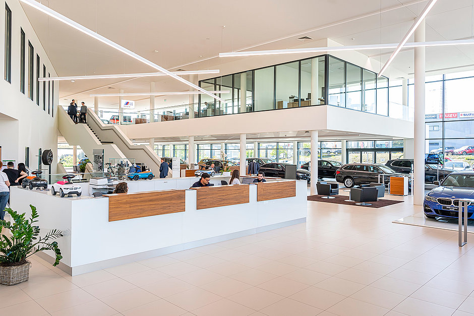 Garage BMW Muzzolini - Références systèmes en acier: Jansen